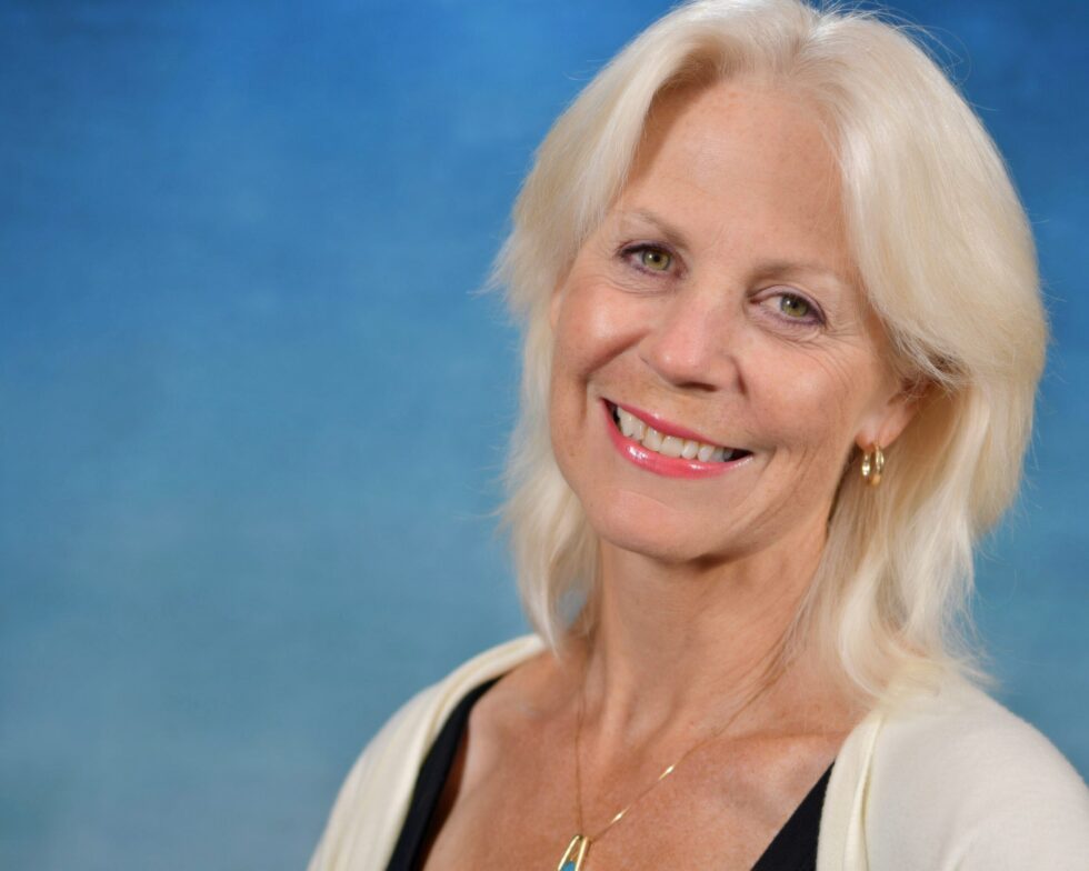 THE TENACITY OF GROWTH Diane’s Story of Childhood Domestic Violence